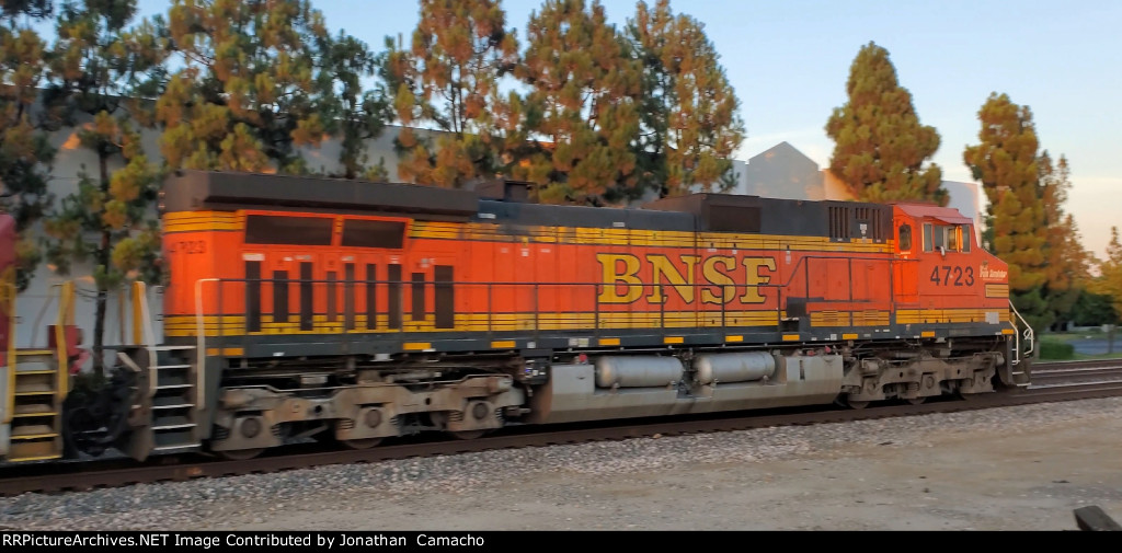 BNSF 4723 MSTS